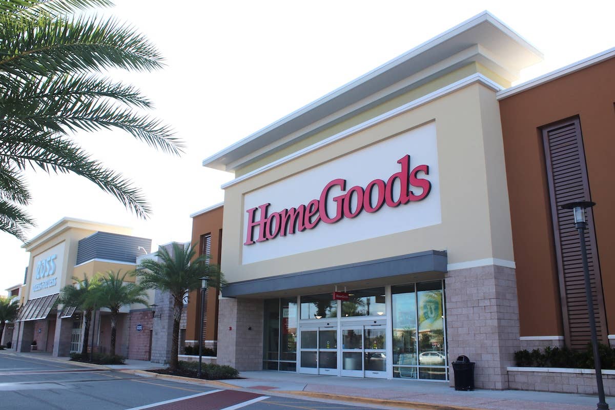 HomeGoods Is Selling Christmas-Themed Cat Trees and Beds - Parade Pets
