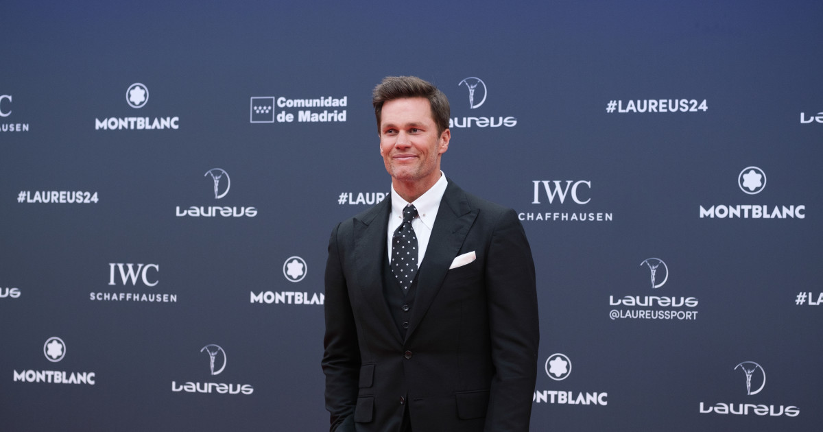 NFL Star Tom Brady's New Pup Is at the Center of Controversy - Parade Pets