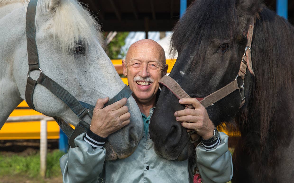 The Incredible Dr. Pol Explains Why He Can't Retire and How He Helps ...