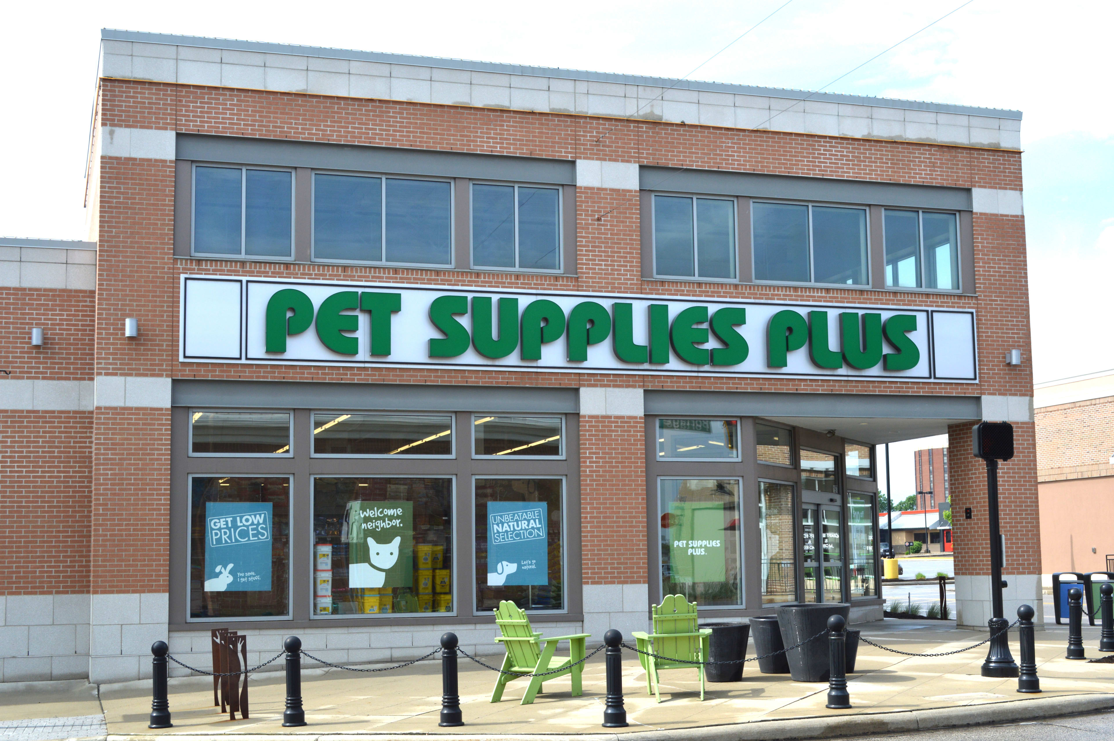 Is Pet Supplies Plus Open on Christmas Day? 2025 Holiday Hours - Parade ...